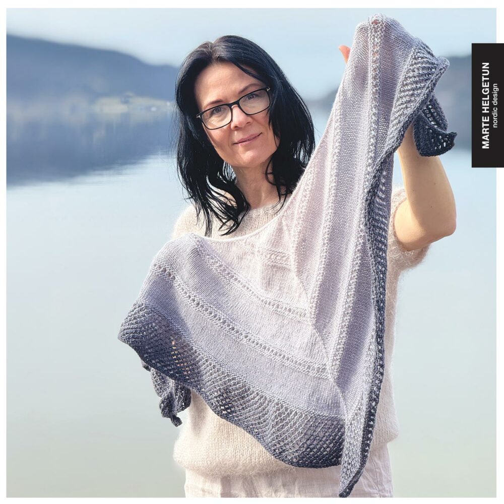 Marte HelgetunBlåmandag sjal - Marte Helgetun